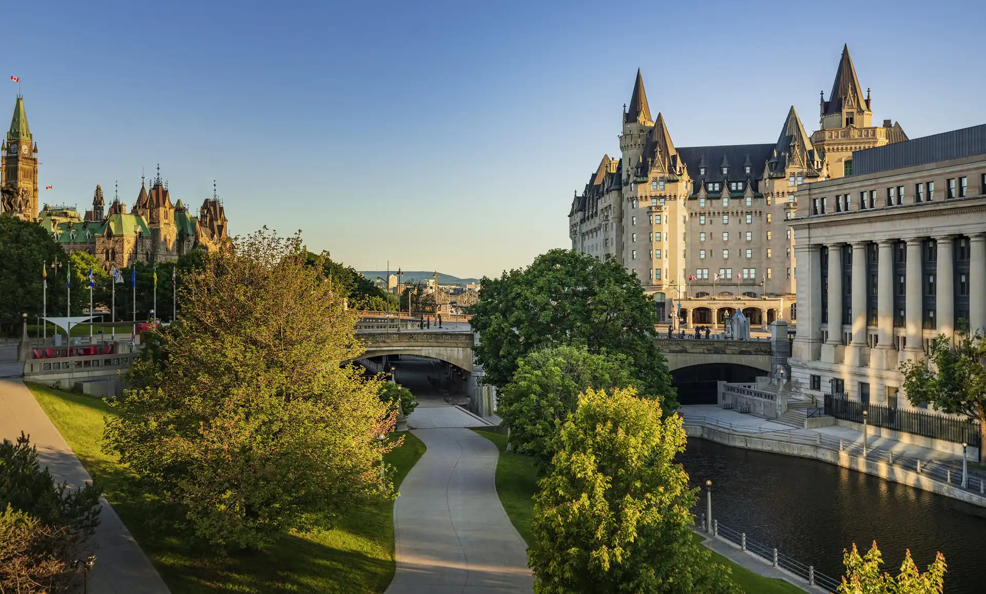Haunted places Ontario: A Guide to the Most Spooky Spots - MY-IVVI Canada